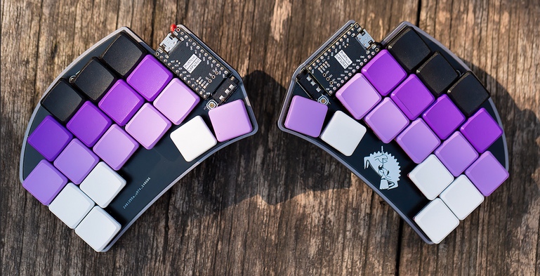 The Sweep Keyboard - Dark Light